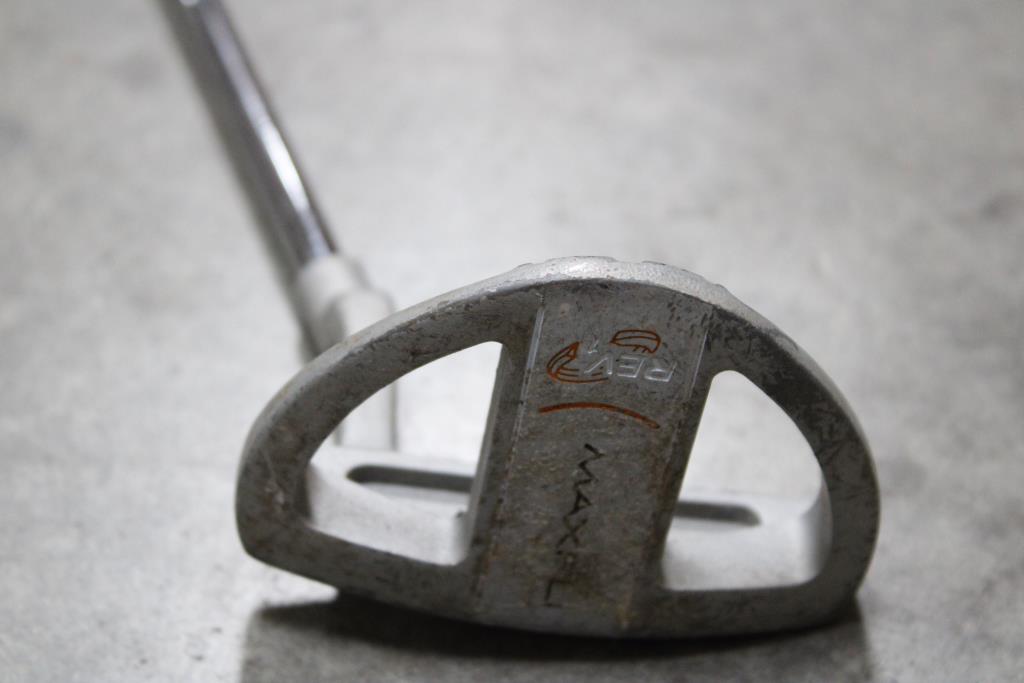 Nitrix Golf Bag With Kid's Clubs, 4 Pieces | Property Room