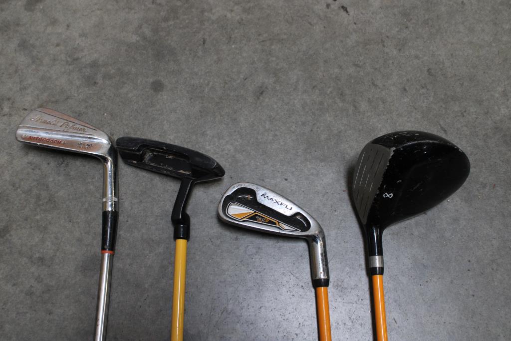 Nitrix Golf Bag With Kid's Clubs, 4 Pieces | Property Room