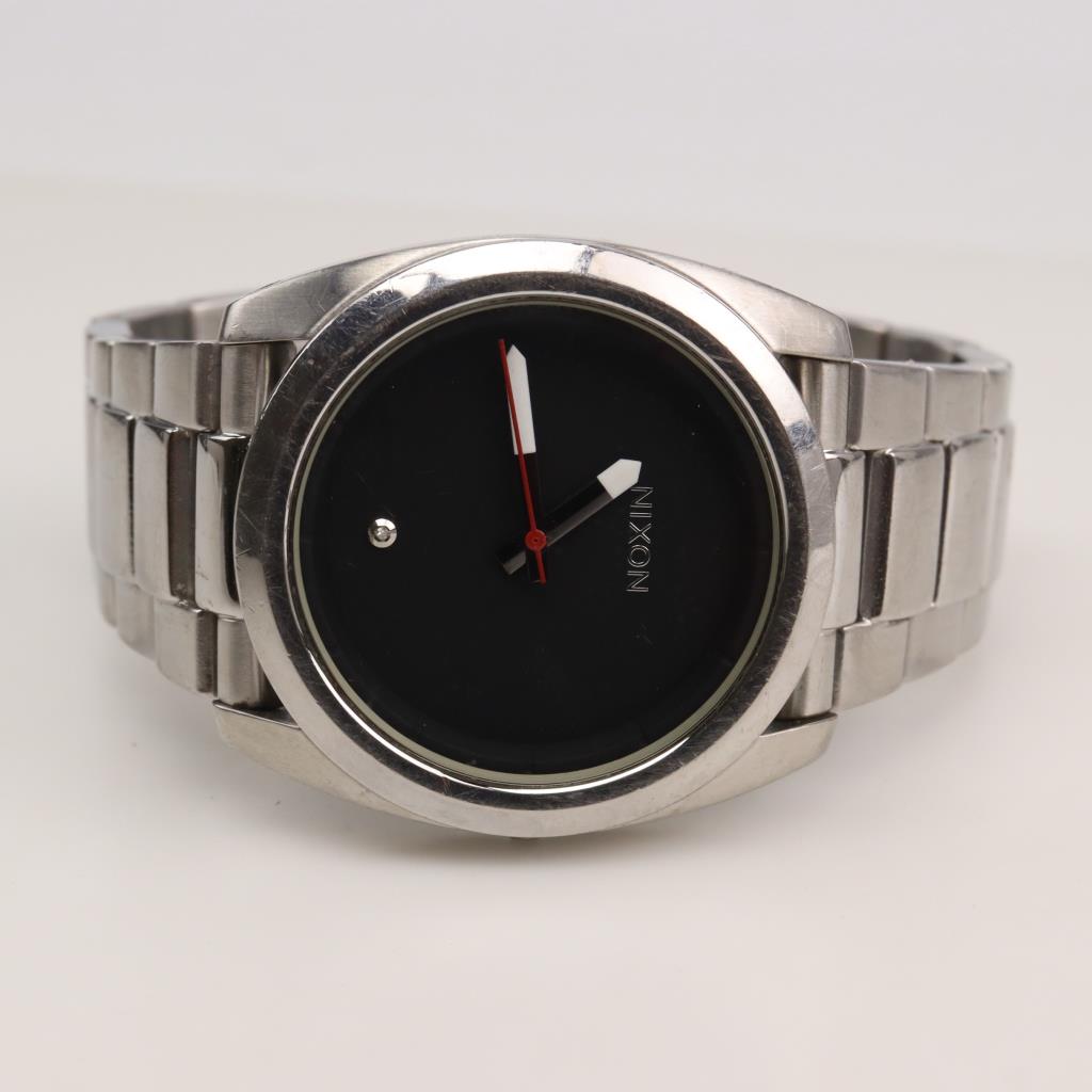 Nixon Kingpin Watch | Property Room