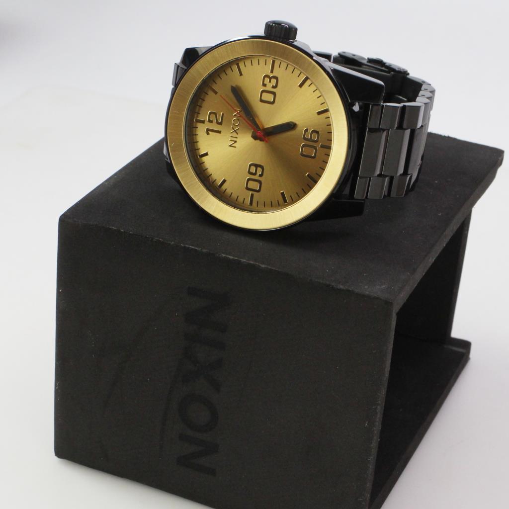 Nixon Take Charge The Corporal Watch | Property Room