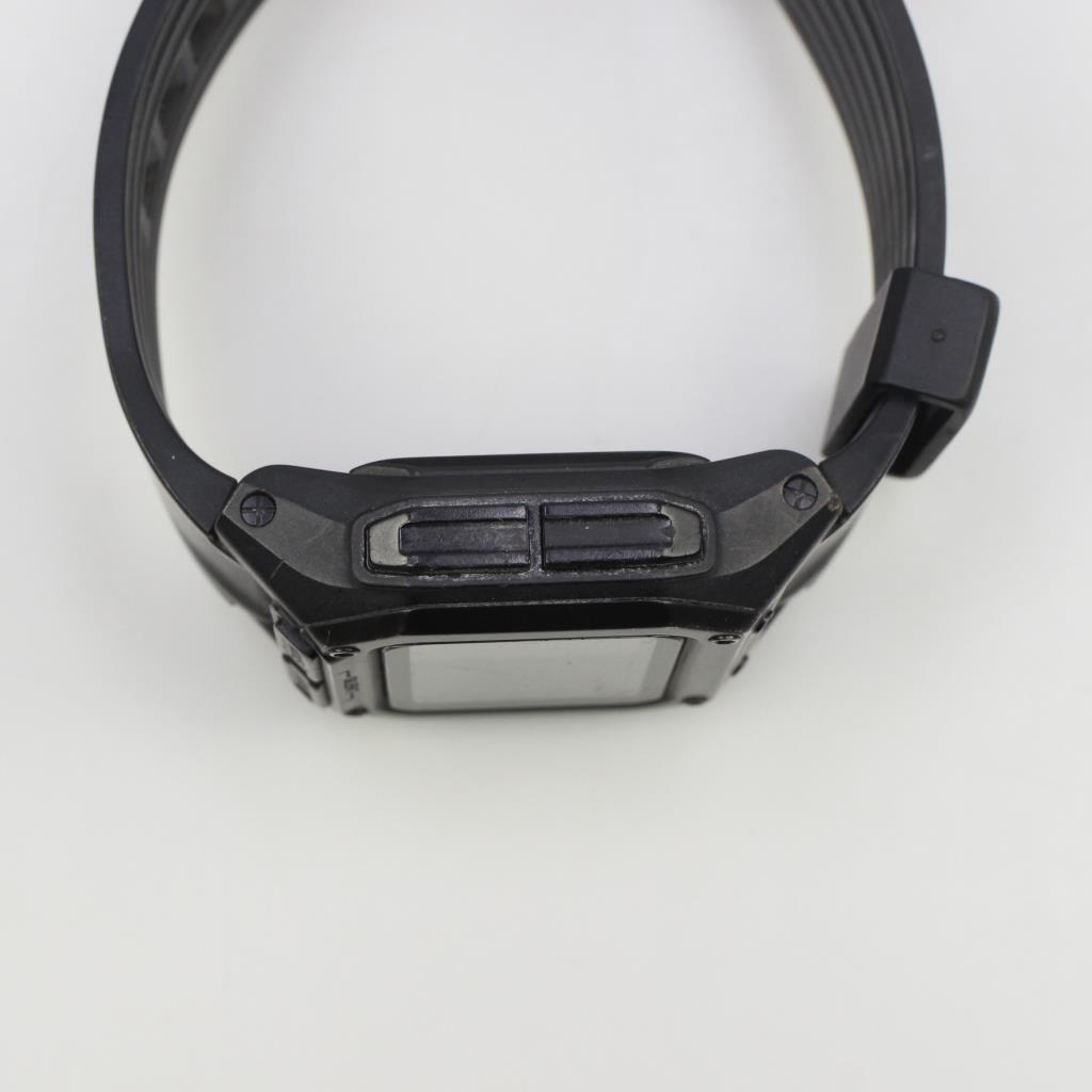 Nixon The Regulus Watch | Property Room