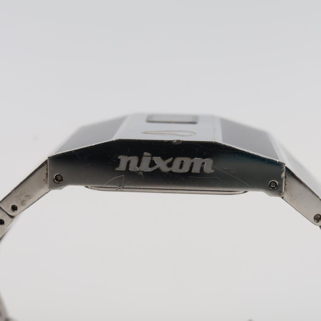 Nixon The Rotolog Watch | Property Room