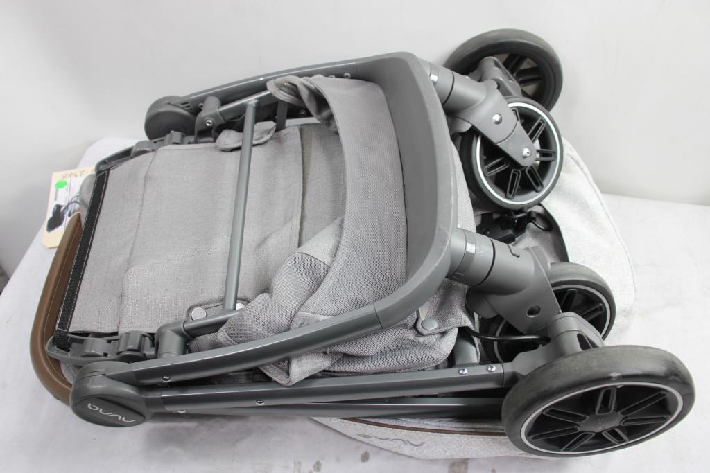 NUNA Stroller PA-29552, Gray | Property Room