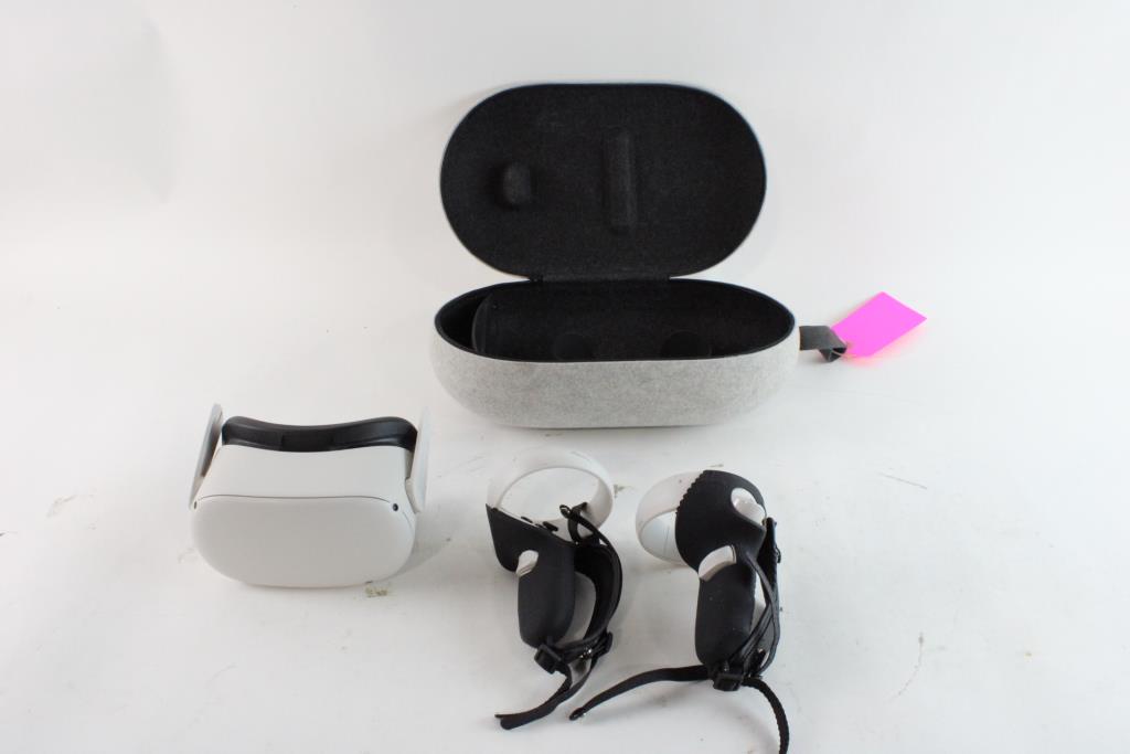 Oculus VR Headset | Property Room