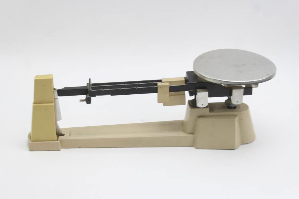 Ohaus Triple Beam Balance 700 Series 2610g Scale | Property Room