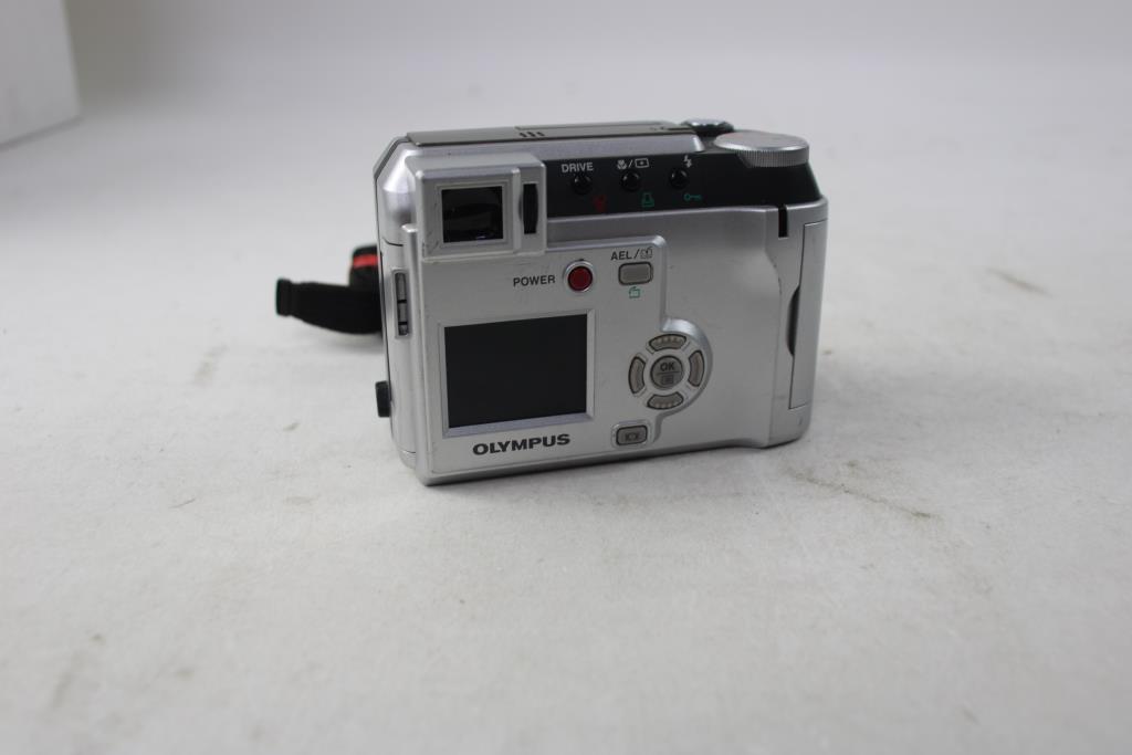 Olympus Camedia C-700 Ultra Zoom Digital Camera | Property Room