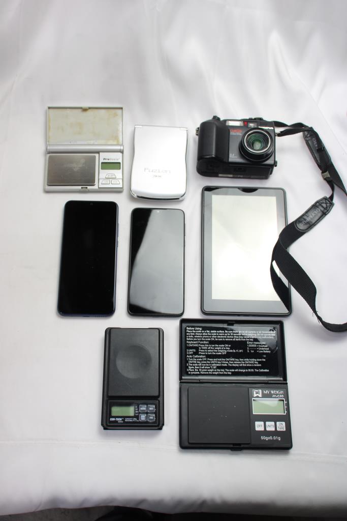 Olympus Camera, Cellphones, Digital Scales And More 7 Pieces | Property ...