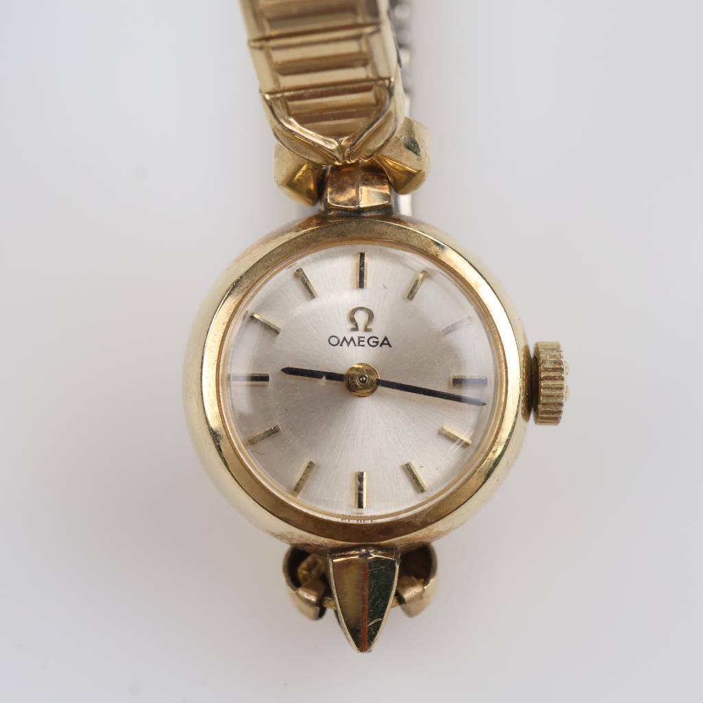 Women's Watch Auctions - Page 1 | PropertyRoom.com