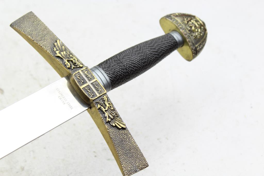 One Handed Stainless Steel Double Edge Sword | Property Room