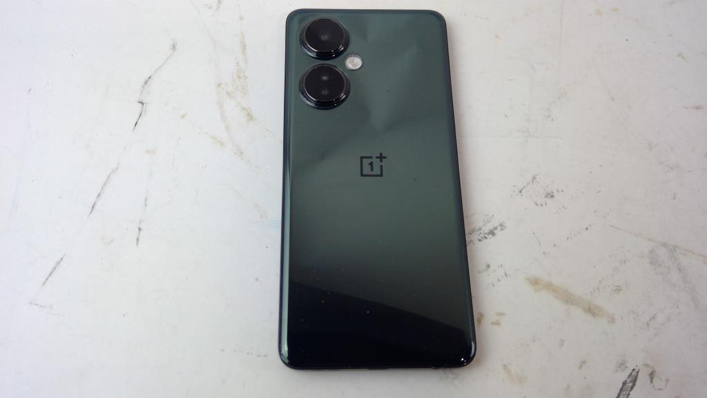 One Plus Phone, 128GB, T-Mobile | Property Room