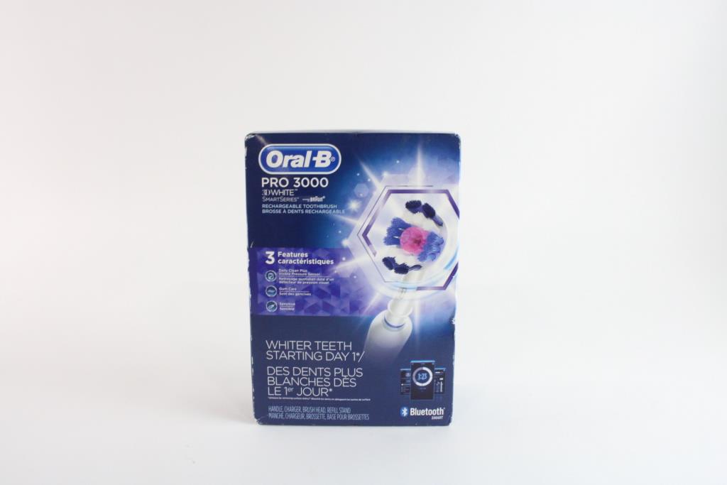 Oral B Pro 3000 Toothbrush | Property Room