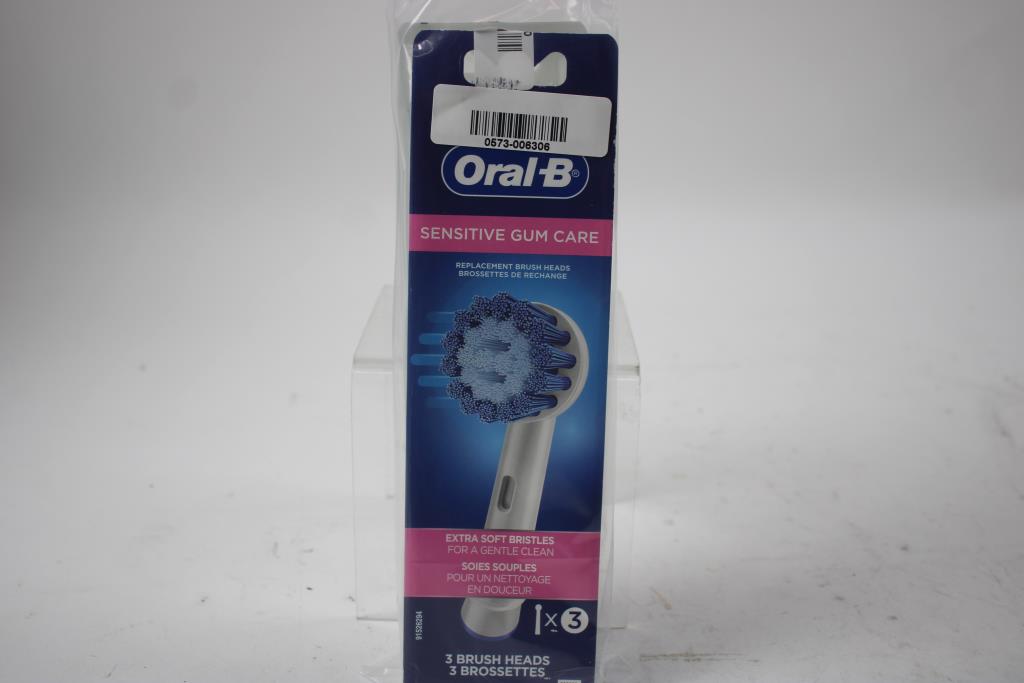 Oral-B Brush Heads, 2 Packets | Property Room