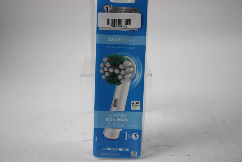 Oral-B Brush Heads, 2 Packets | Property Room