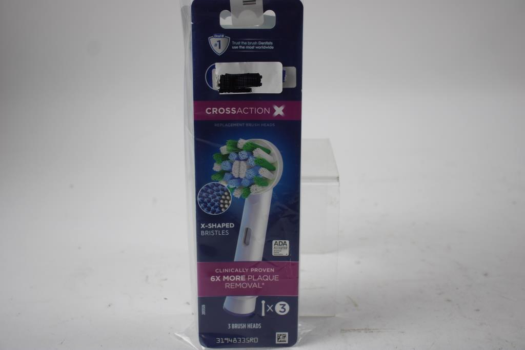 Oral-B Brush Heads, 2 Packets | Property Room