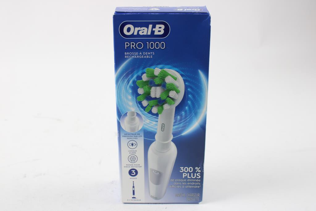 Oral-B Pro 1000 Rechargeable Toothbrush, White | Property Room