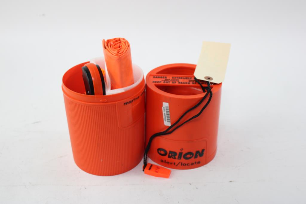 Orion Hand-Held Marine Red Signal Flares | Property Room