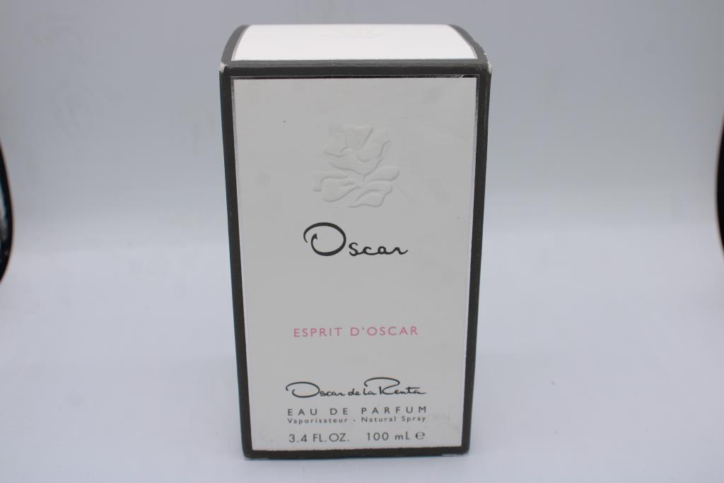 Oscar De La Renta Esprit D'Oscar Perfume | Property Room