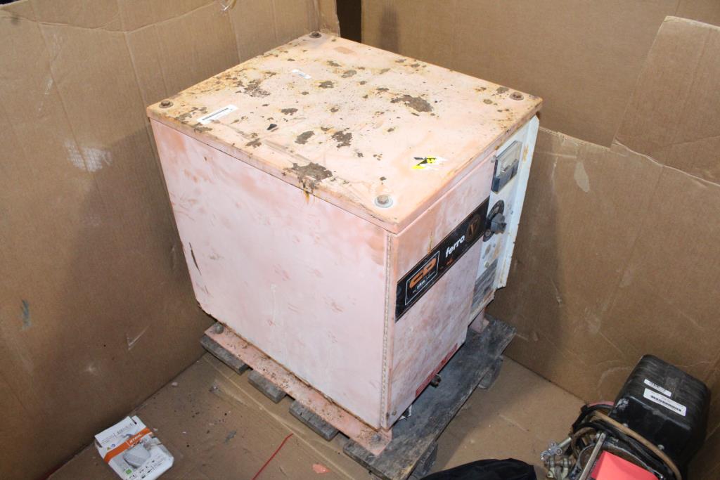 Pallet Of A Welder And Wench | Property Room