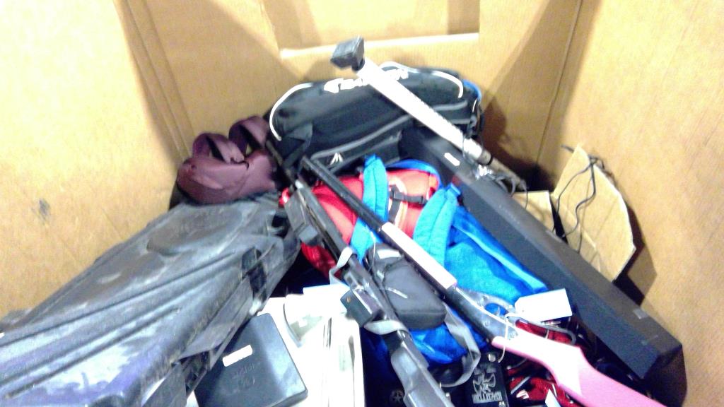 Pallet Of Airsoft Rifles And More 10+ Pieces | Property Room