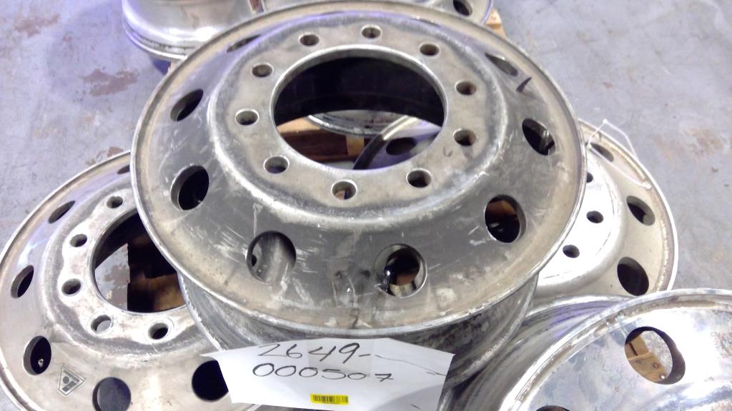 Pallet Of Commercial Truck Rims, 4 Pieces | Property Room