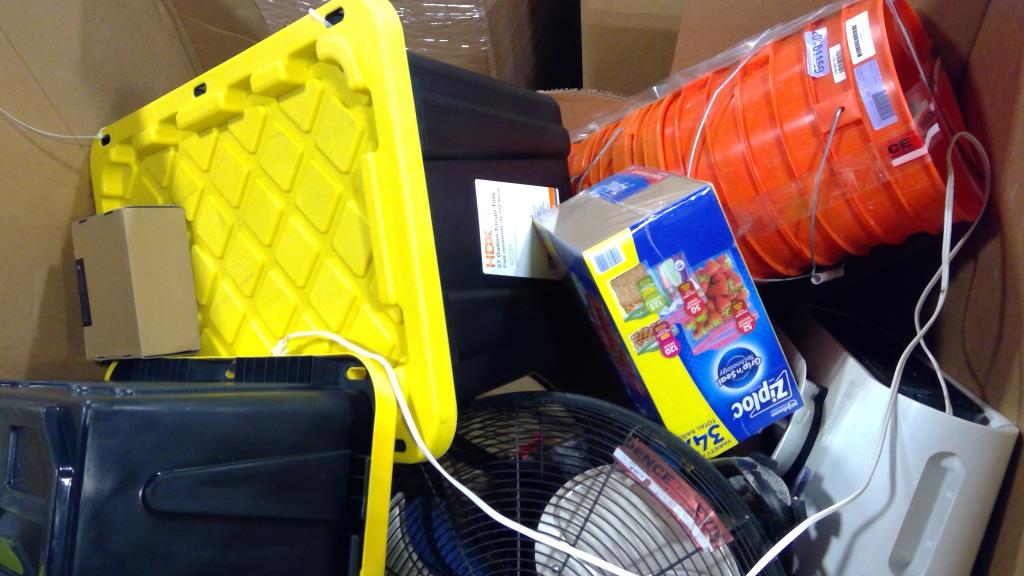 Pallet Of Fan And More 10+ Pieces | Property Room