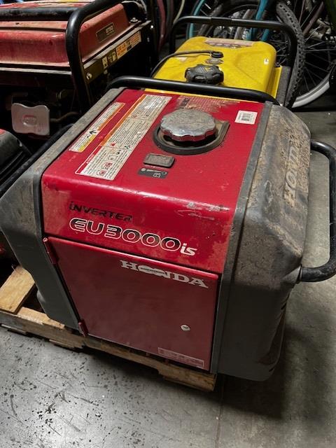 Pallet Of Gas Powered Generators | Property Room