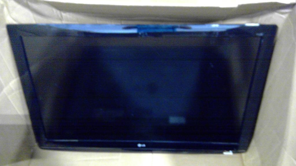 Pallet Of LG Flat Screen TV's, 3 Pieces | Property Room