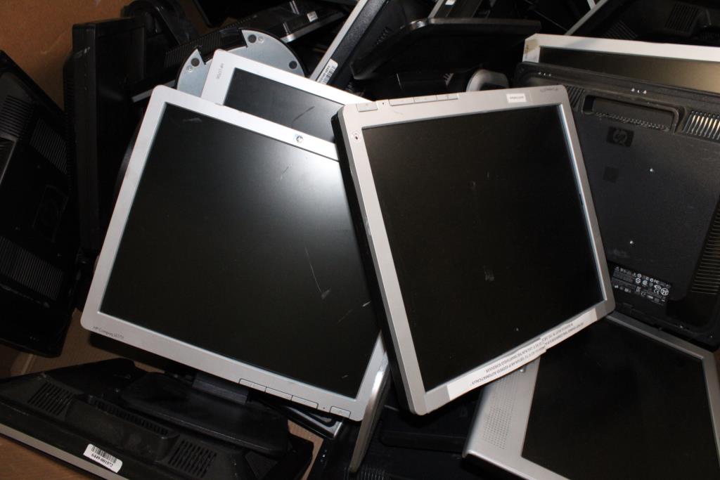 Pallet Of Monitors, 15+ Pieces | Property Room