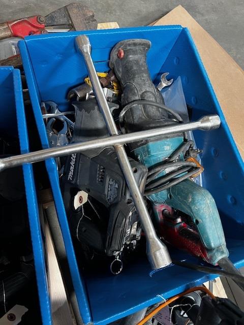 Pallet Of Tools, Airsoft Guns E-Scooter And More | Property Room