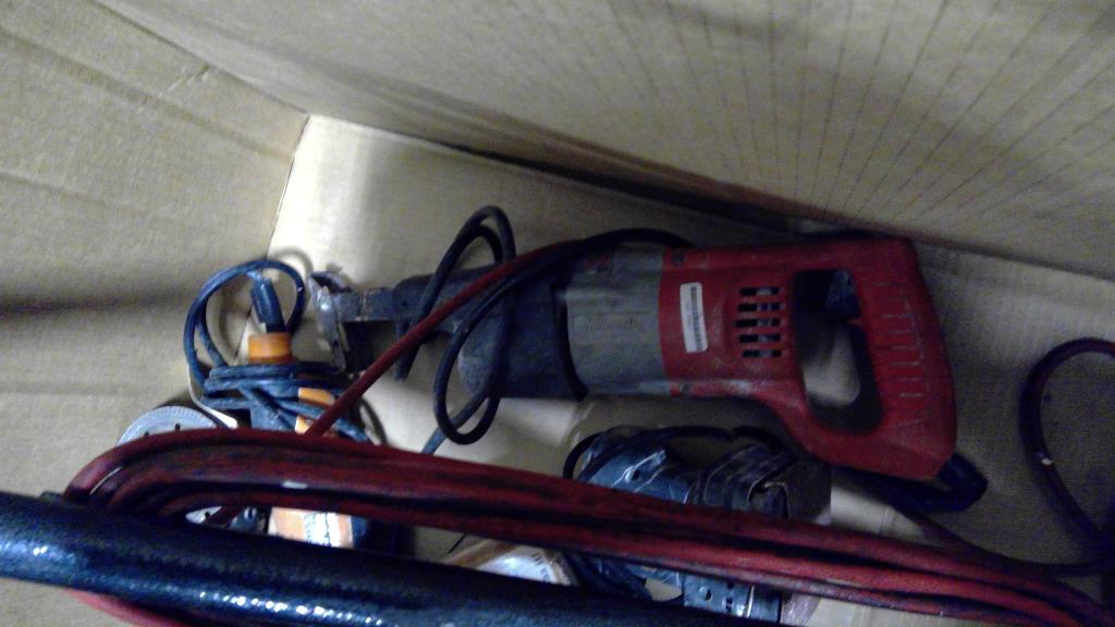 Pallet With Broken Tool Box And More, 5+ Pieces | Property Room