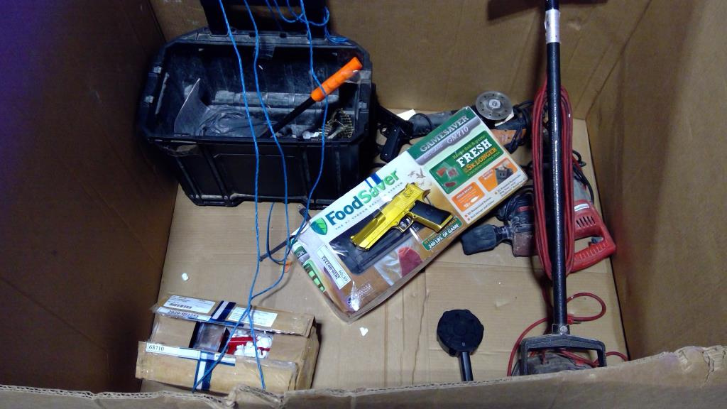 Pallet With Broken Tool Box And More, 5+ Pieces | Property Room