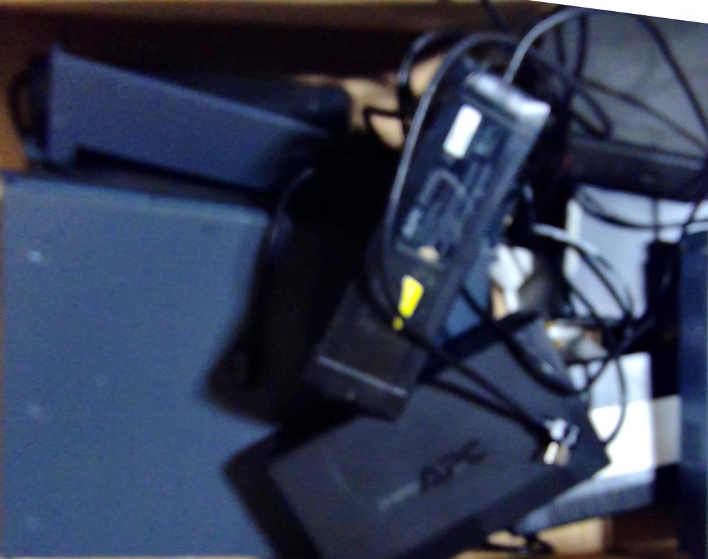 Pallet With Electronics, 5+ Pieces | Property Room