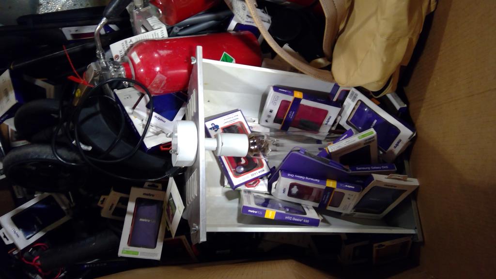 Pallet With Electronics, Phone Cases & More, 25+ Pieces | Property Room