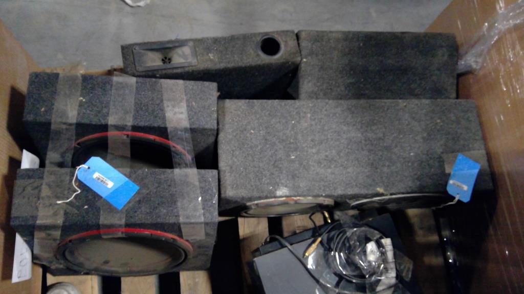 Pallet With MTX Subwoofer And More, 6 Pieces | Property Room