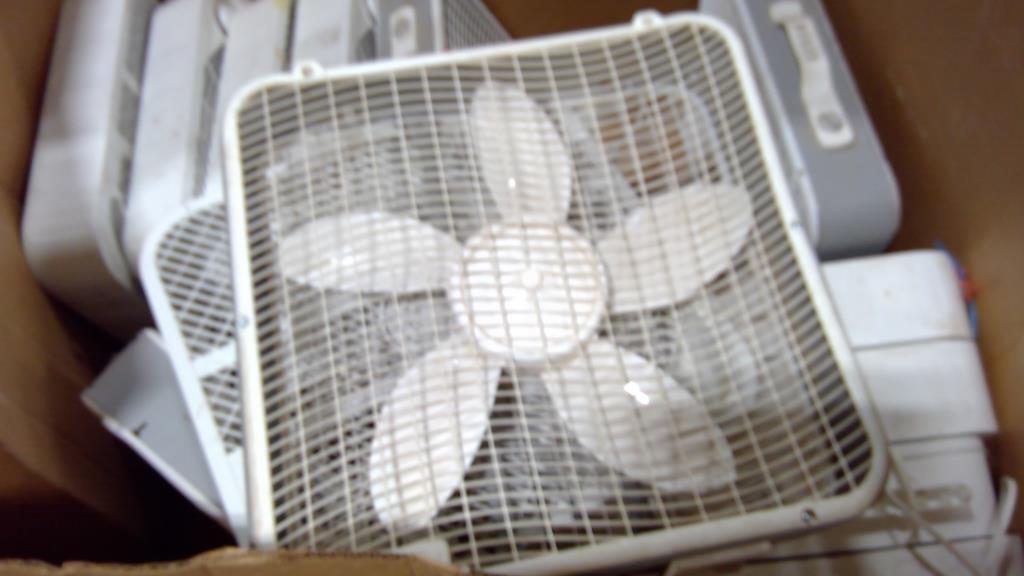 Pallet With Utilitech & More Box Fans, 10+ Pieces | Property Room