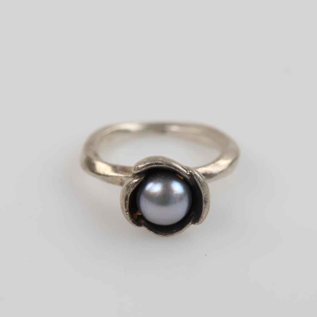 Pandora Sterling Silver Cultured Elegance Pearl Ring | Property Room