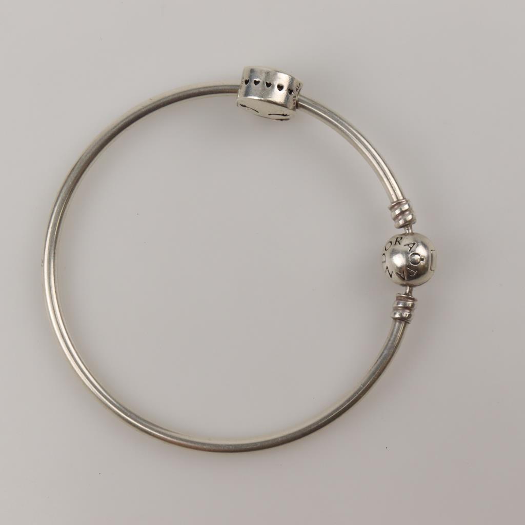 Pandora Sterling Silver Kiss Me Bangle Bracelet With Charm | Property Room