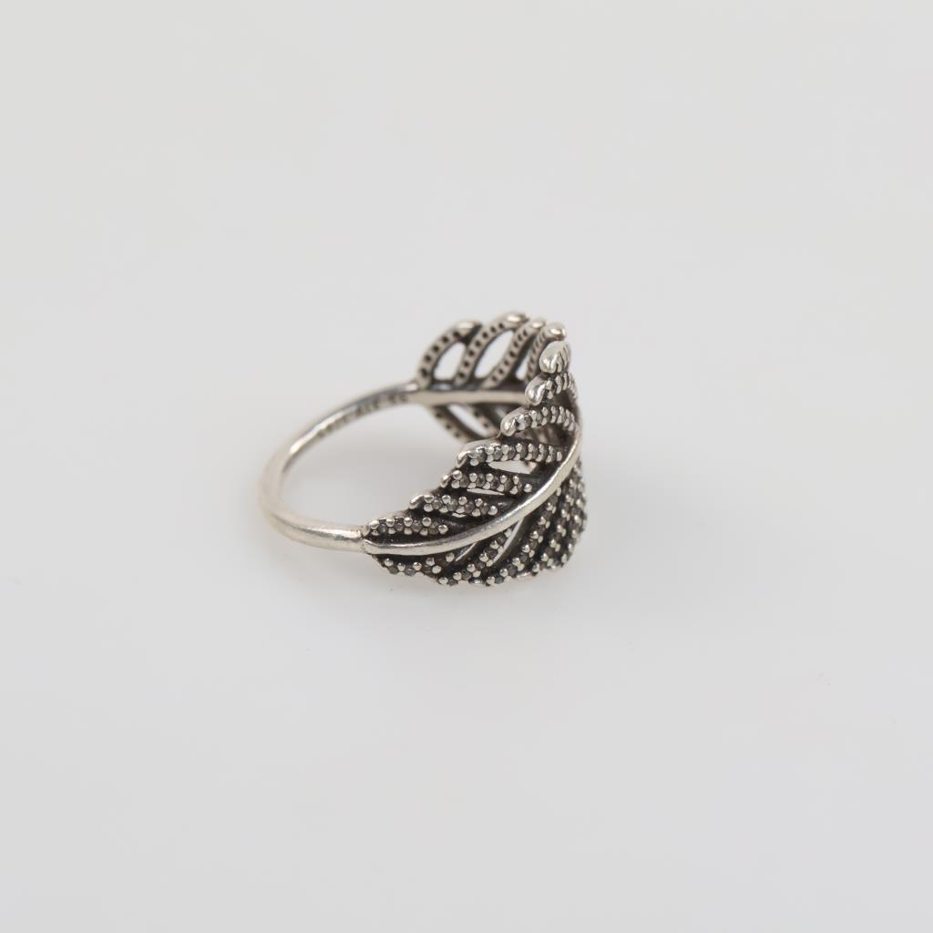 Pandora Sterling Silver Light As A Feather Ring | Property Room