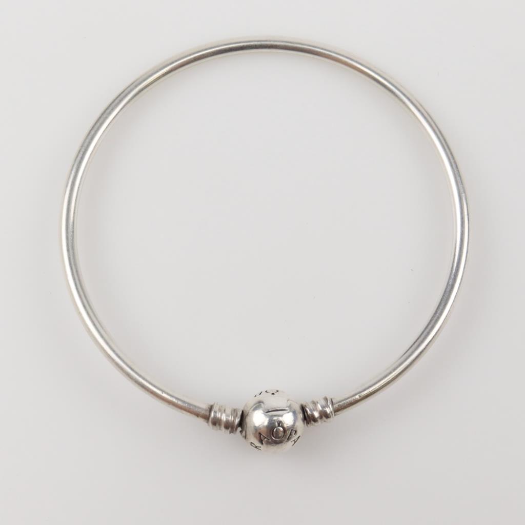 Pandora Sterling Silver Moments Bangle Bracelet | Property Room