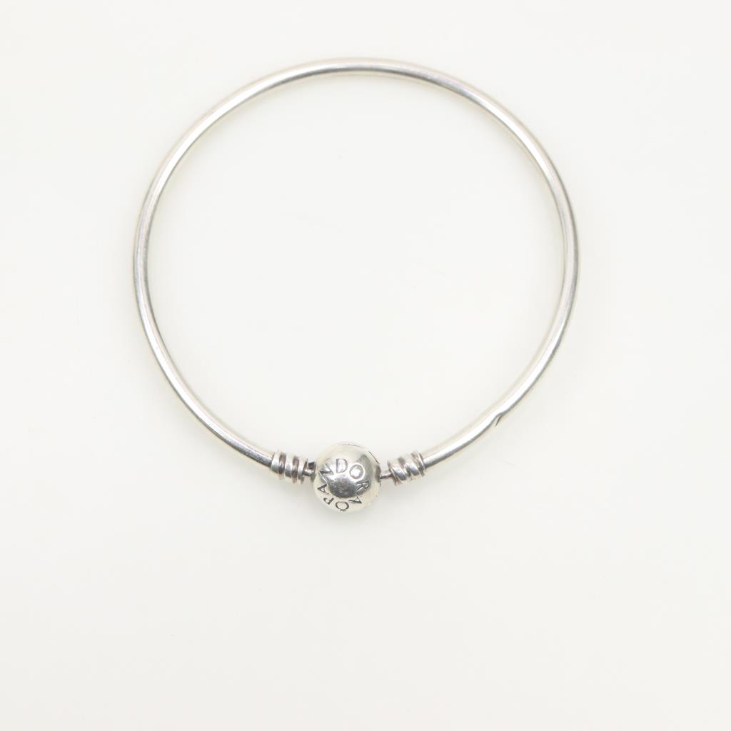 Pandora Sterling Silver Moments Bangle Bracelet | Property Room
