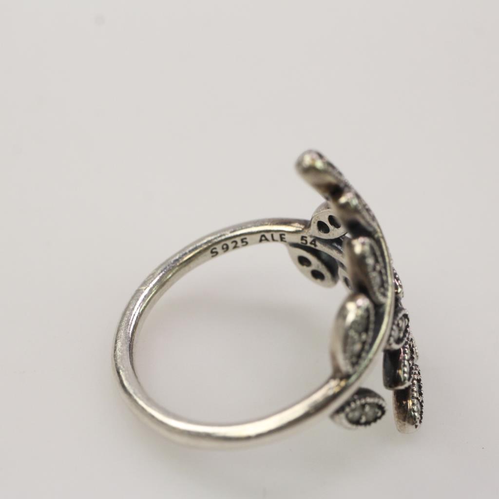 Pandora Sterling Silver Sparkling Leaves Ring | Property Room
