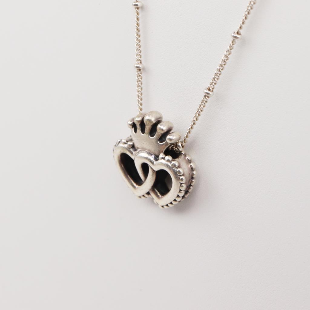 Pandora Sterling Silver United Regal Hearts Beaded Necklace | Property Room
