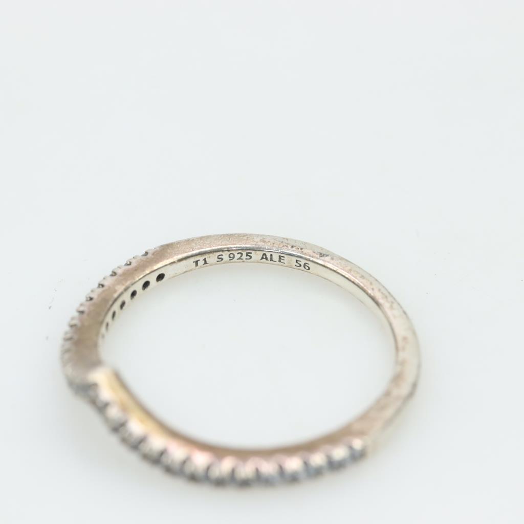 Pandors Sterling Silver Clear Stone Sparkling Wishbone Ring | Property Room