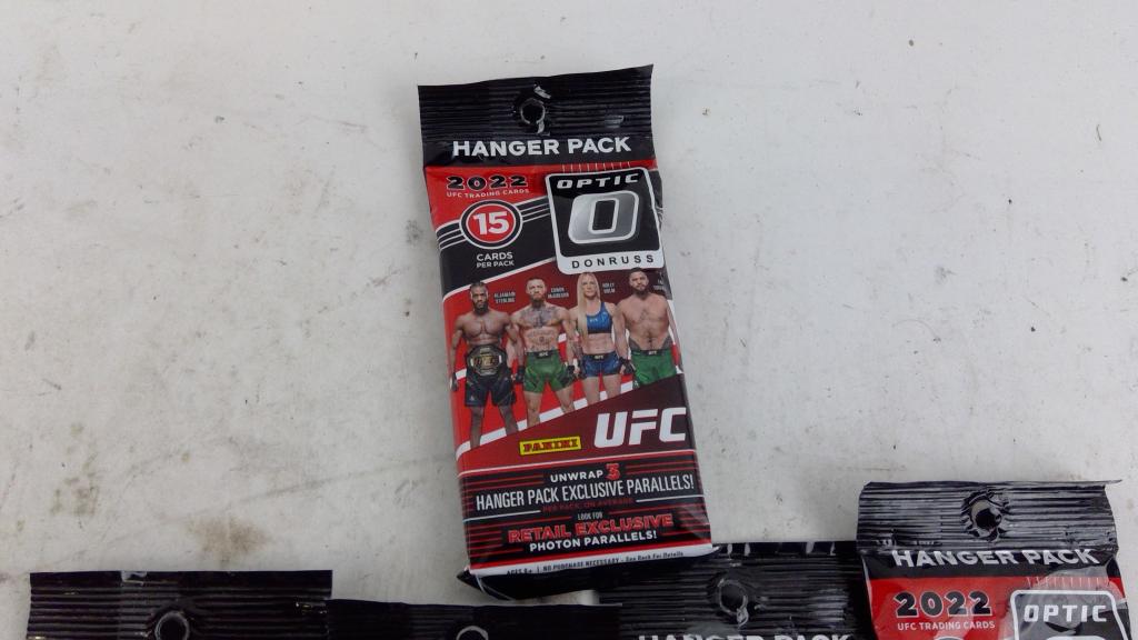 Panini UFC Trading Card Packs 5+ Pieces | Property Room
