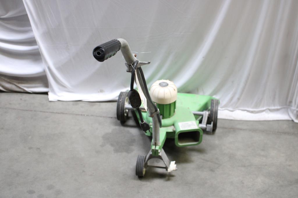 Paramount All Purpose Vacuum | Property Room