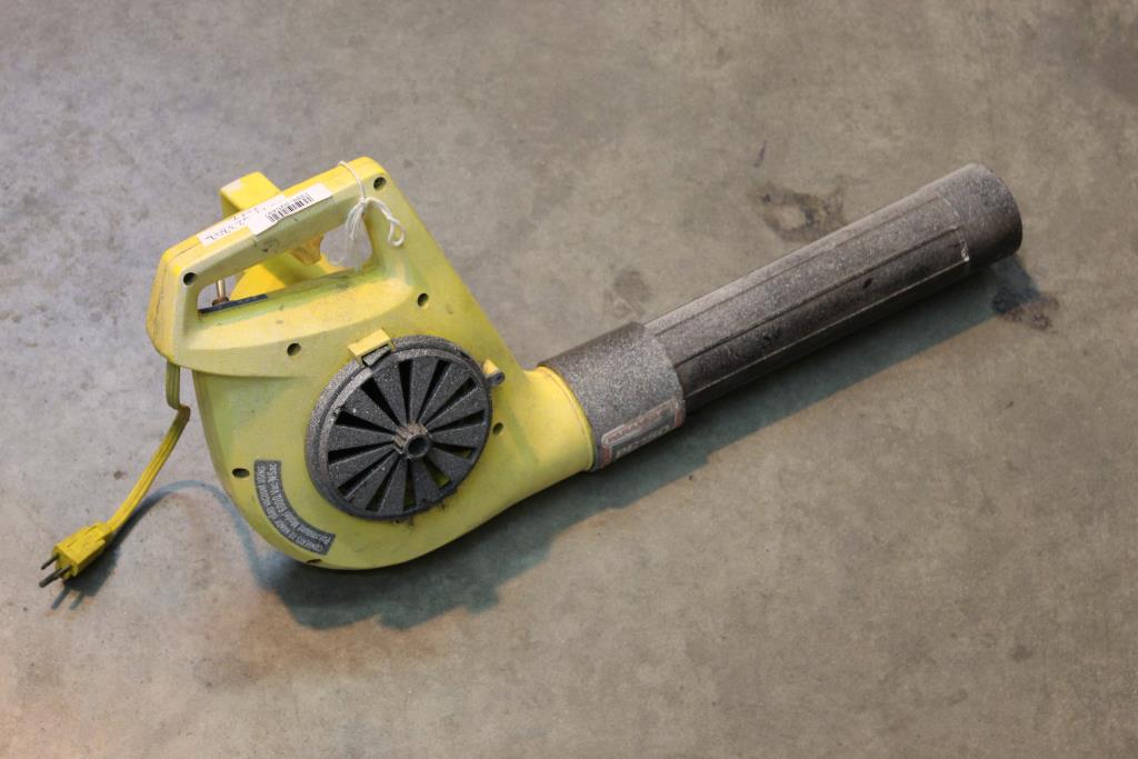 Paramount Electric Blower | Property Room