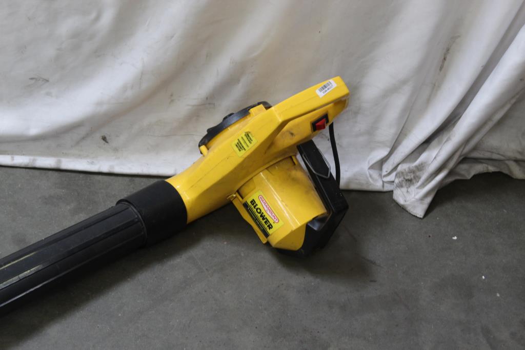 Paramount PB150 Electric Blower | Property Room