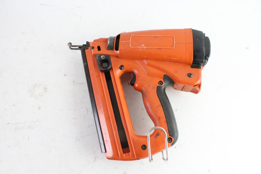 Paslode Cordless 16 Gauge Angled Finish Nailer | Property Room