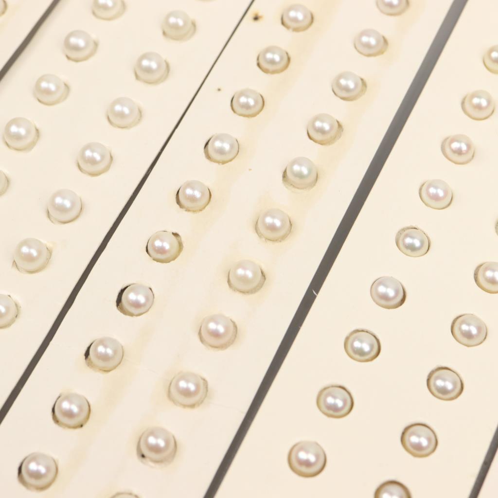 Pearl Beads Half Drilled Flat Round, 6 Sets | Property Room