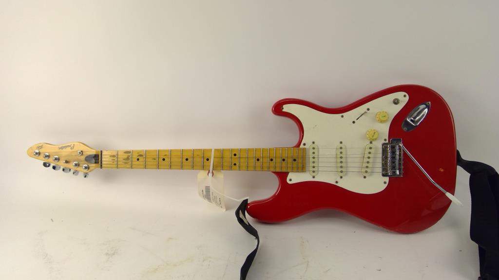 Peavey Predator Electric Guitar, Red | Property Room